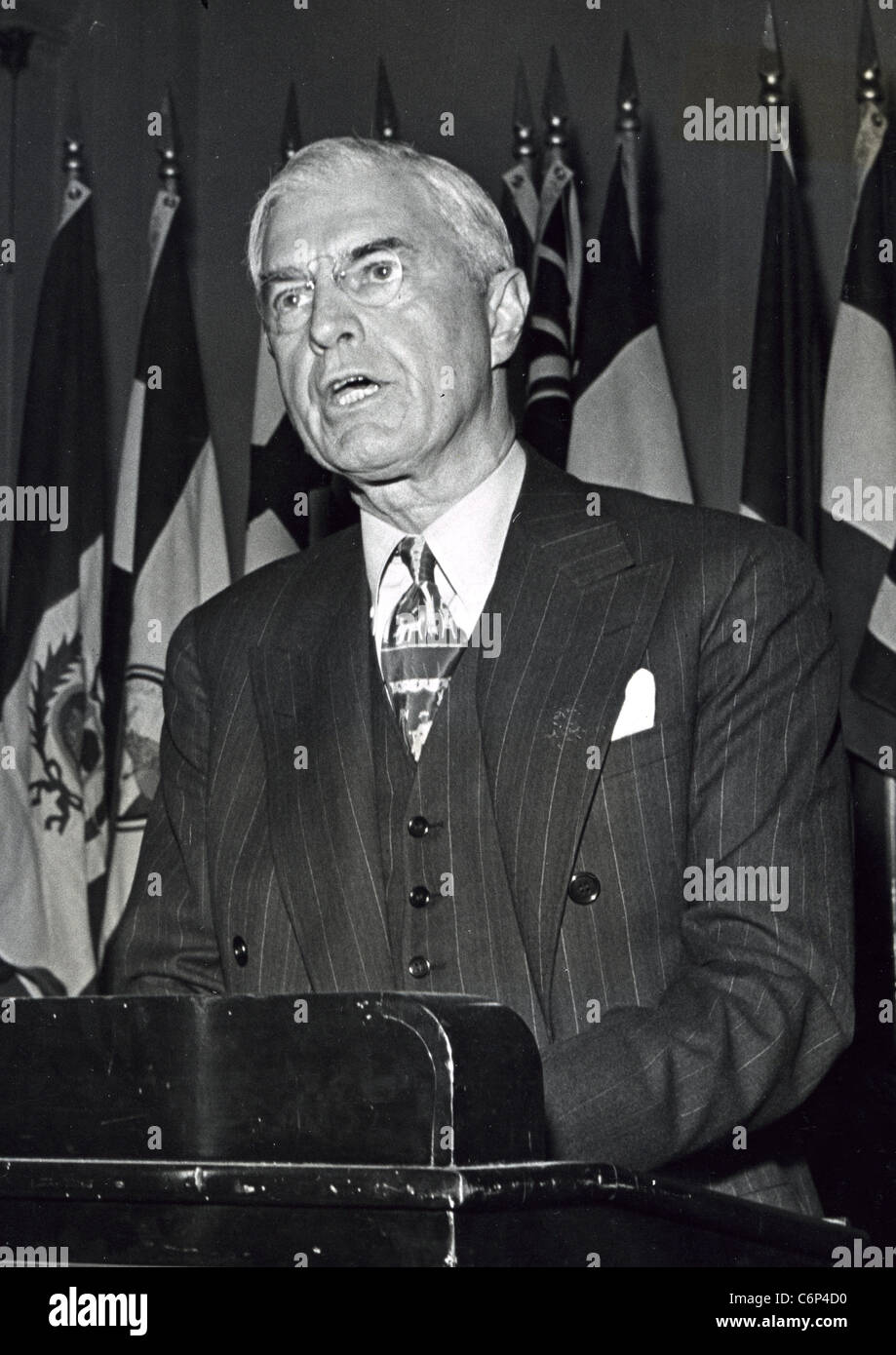 WILLIAM L CLAYTON (1880-1966) US business leader and government ...