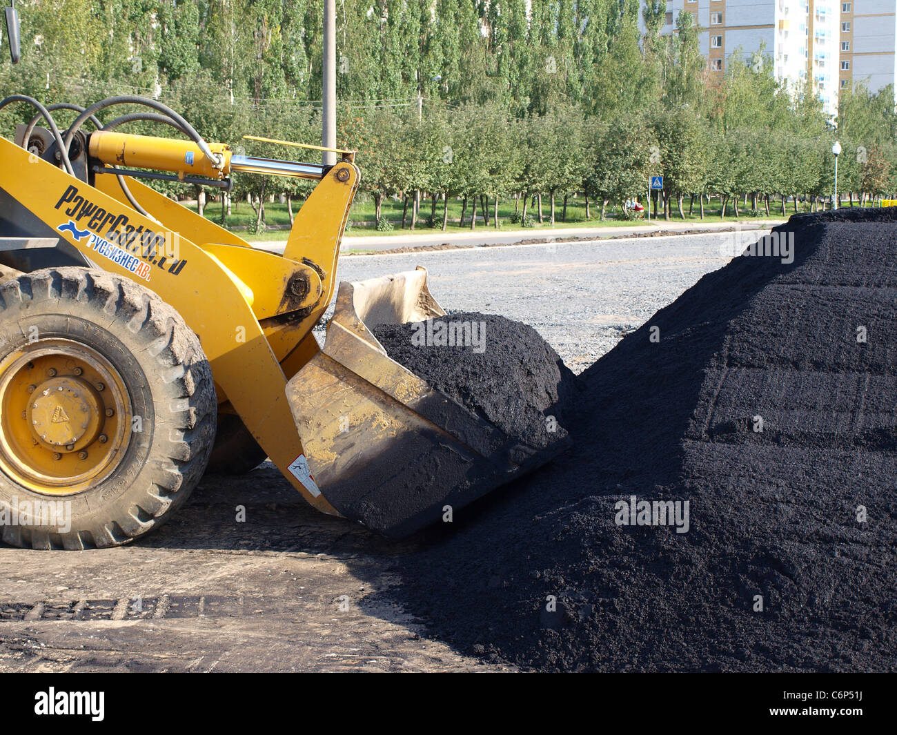Tar processing hi-res stock photography and images - Alamy