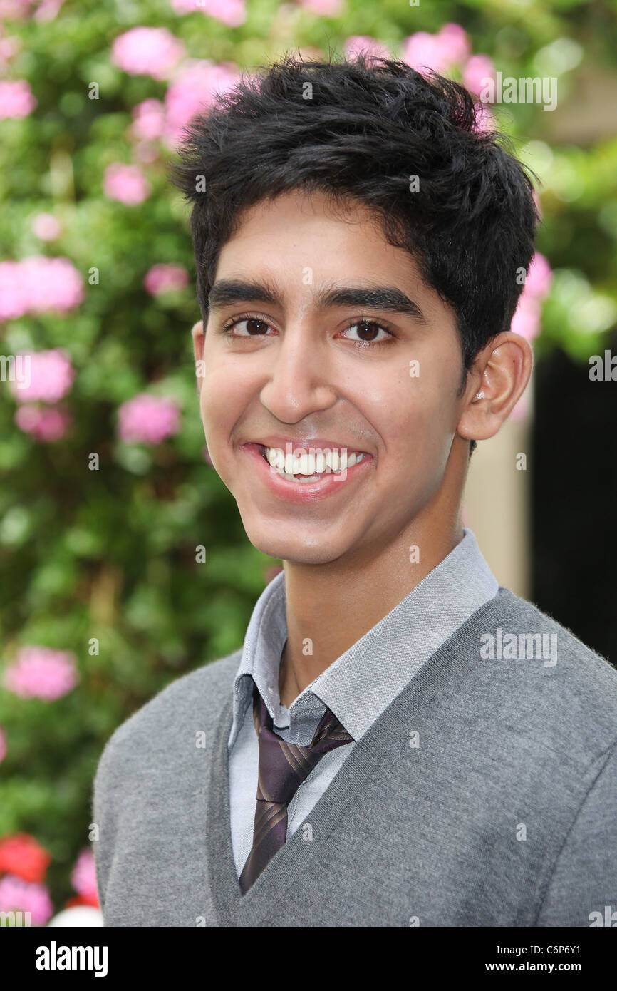Dev Patel 'The Last Airbender' (Le Dernier Maitre de l'air) Photocall ...