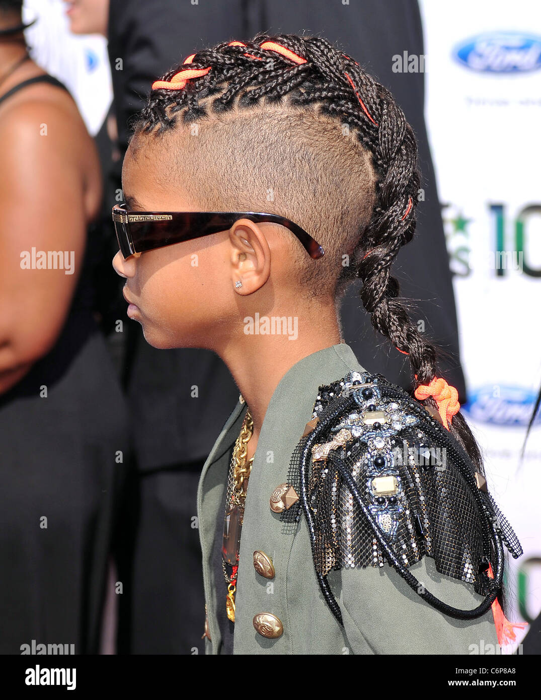 Willow Smith Hairstyles In Braids