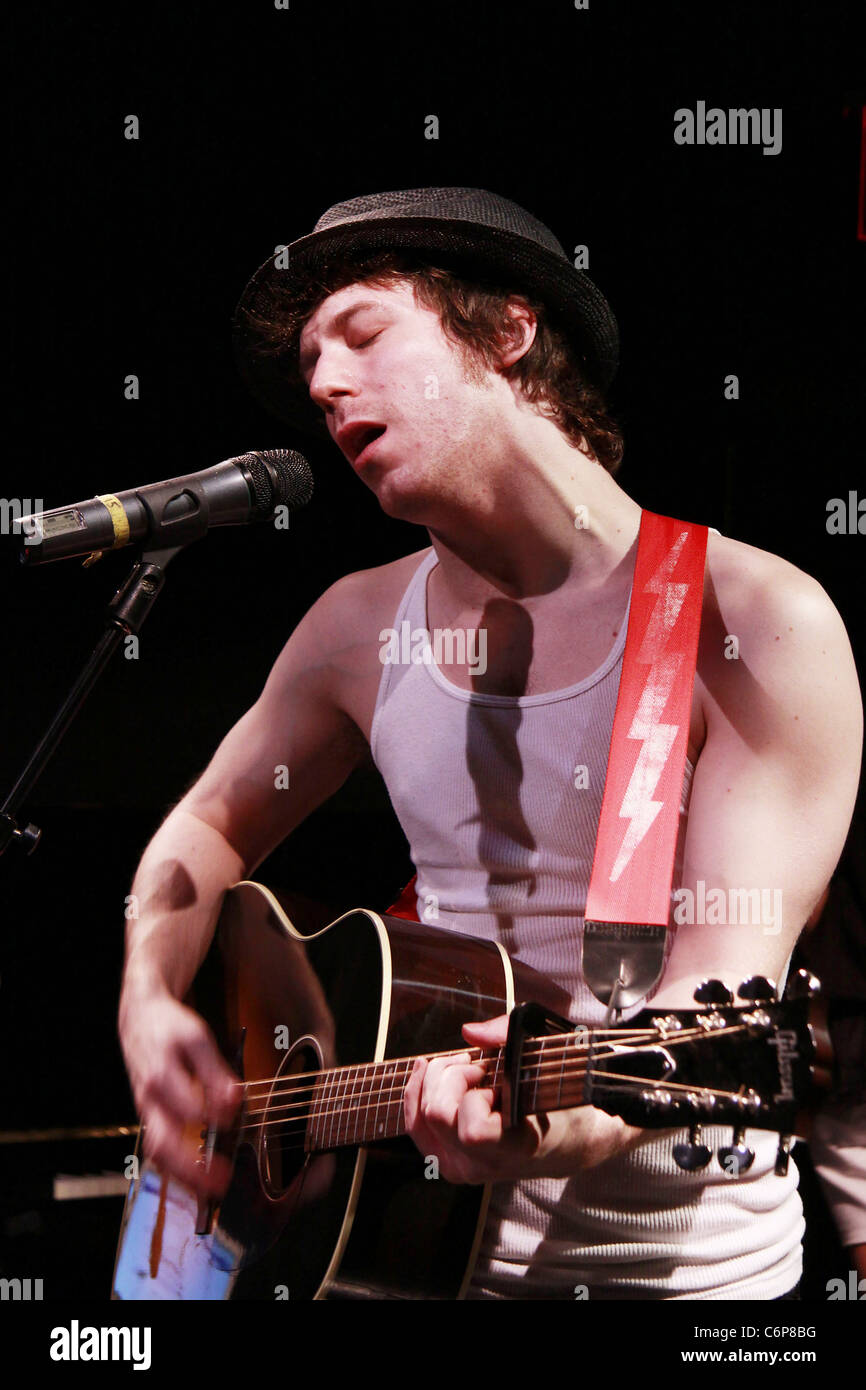 John Gallagher, Jr. aka Johnny Gallagher Ars Nova 54 10 Music Marathon ...