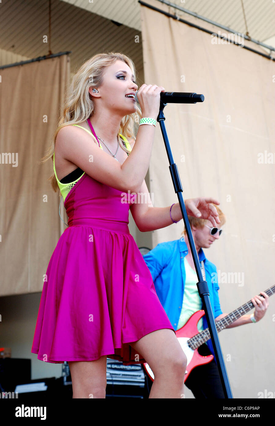 Emily Osment The 30th Annual Taste of Chicago concert at Grant Park ...