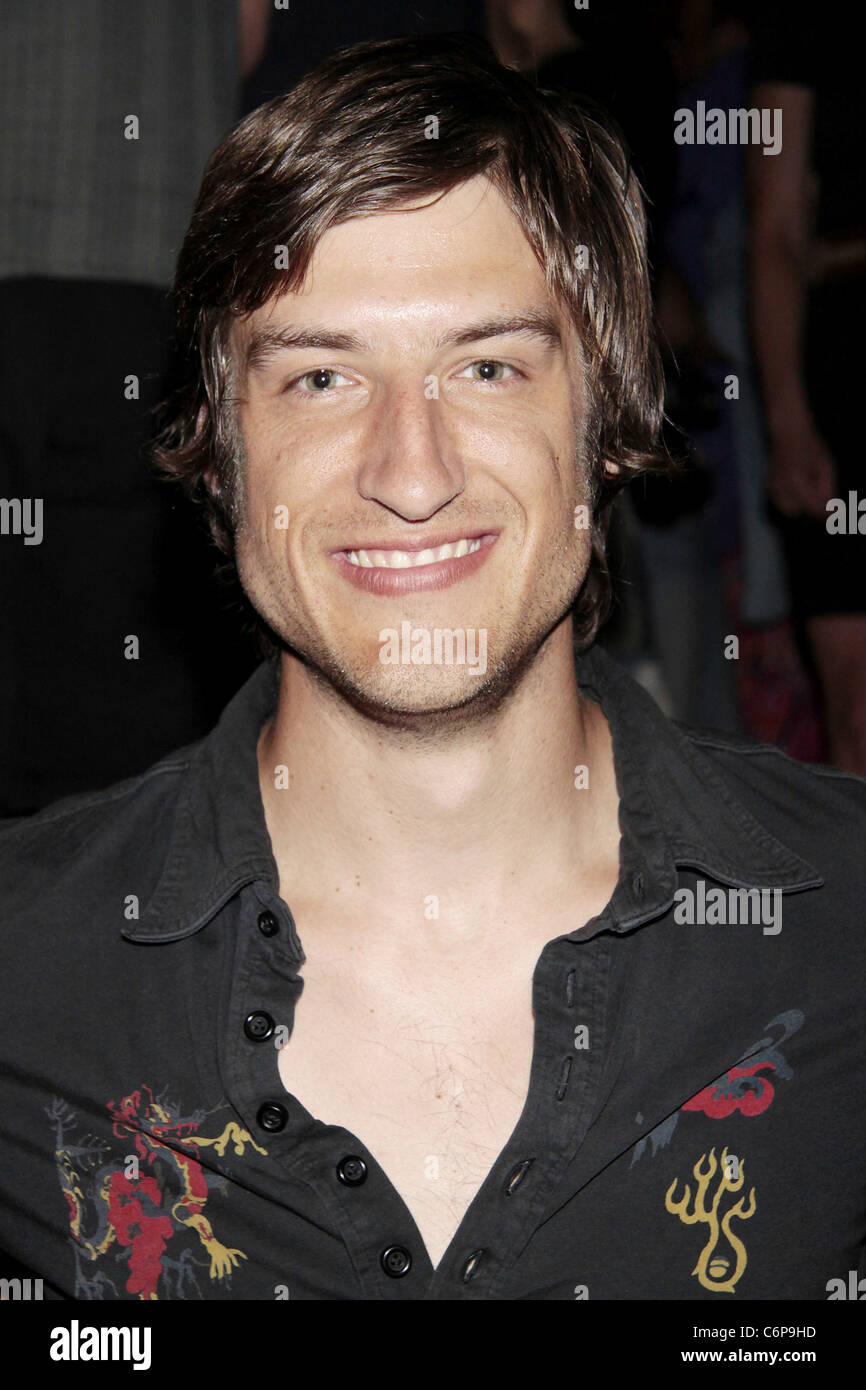 Broadway production of hair hi-res stock photography and images - Alamy