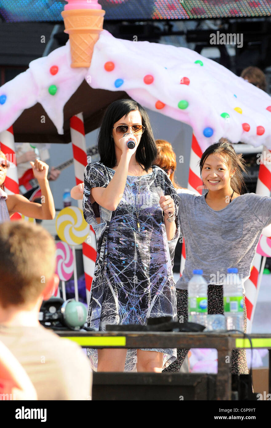 Katy Perry rehearses for the 2010 MuchMusic Video Awards at the ...