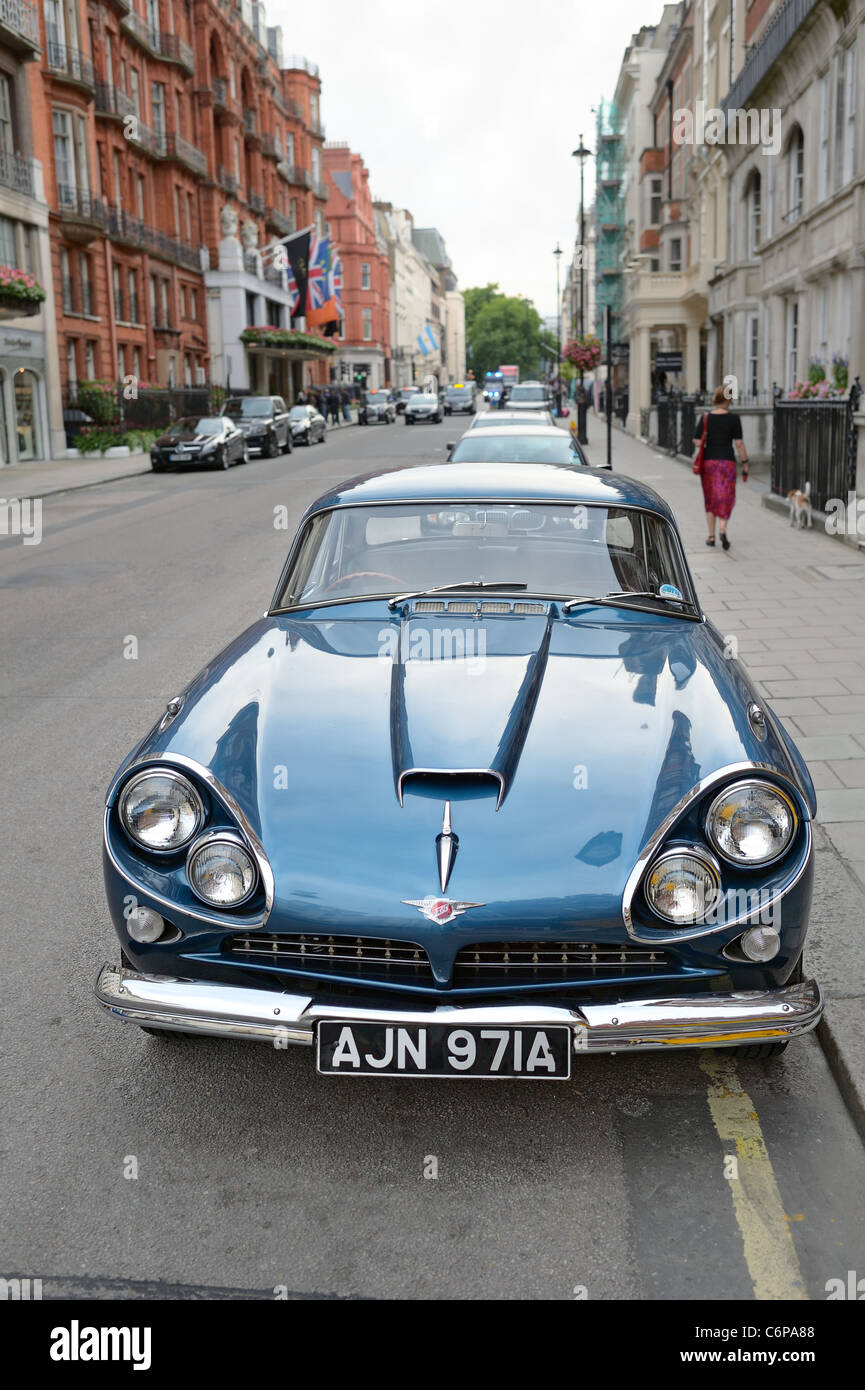 Jensen C-V8 Mk I Stock Photo - Alamy