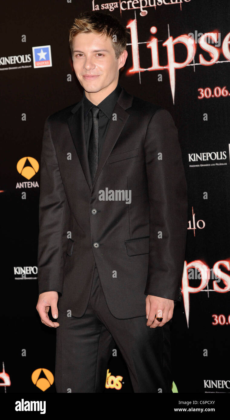 Xavier Samuel Premiere of 'The Twilight Saga: Eclipse' at Kinepolis ...