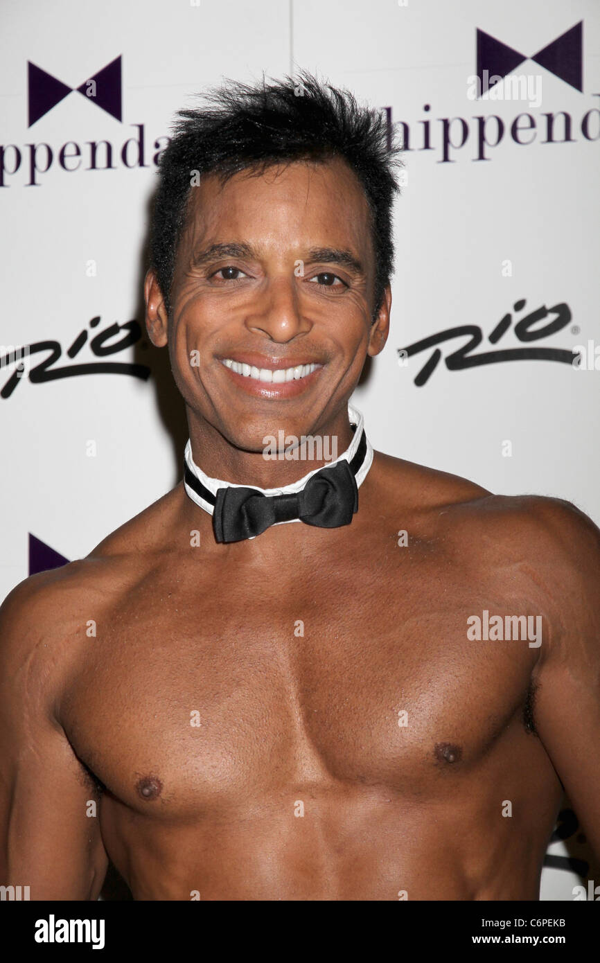 Jon Secada