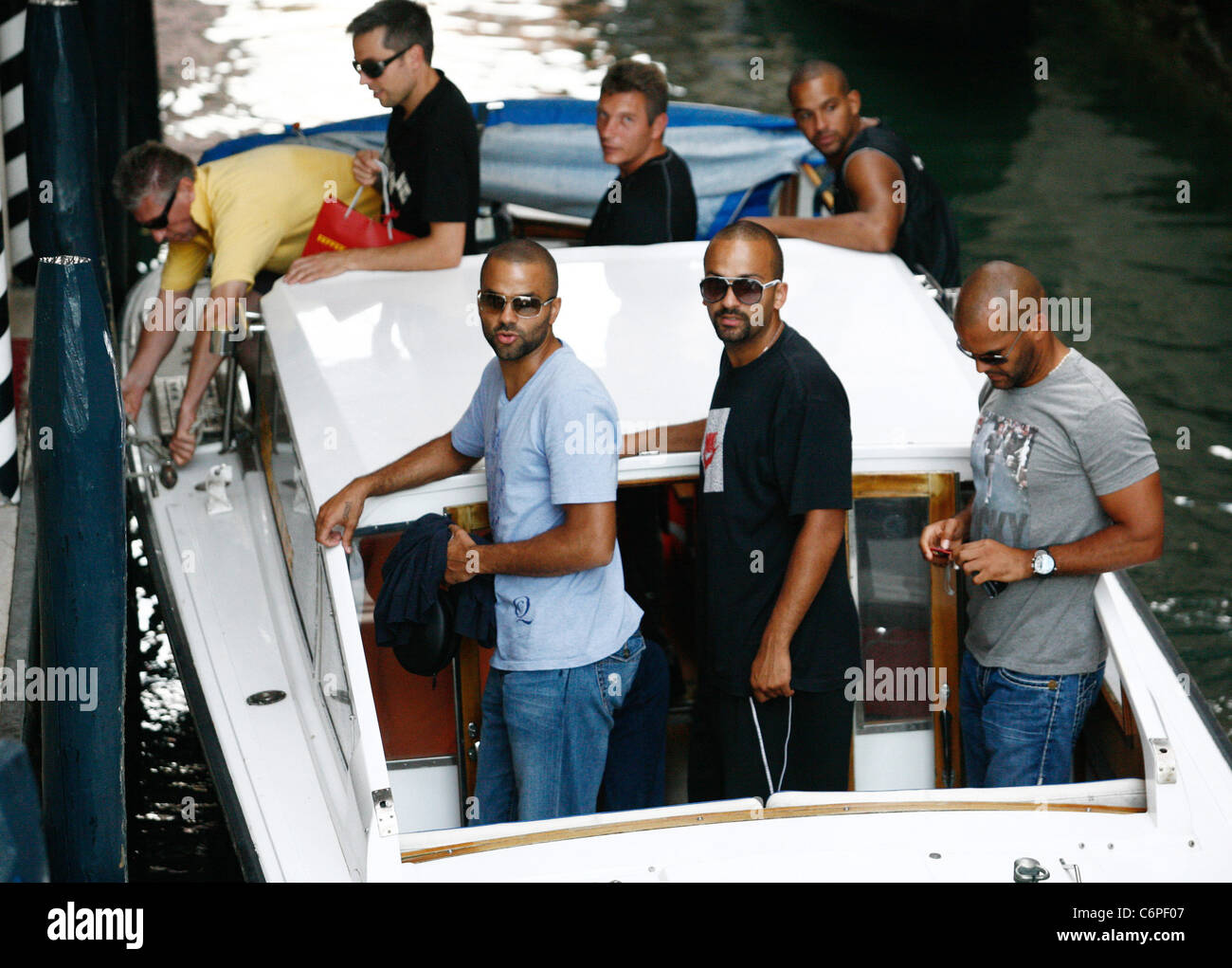 Tony Parker and his brother TJ Parker take a boat ride with friends in ...
