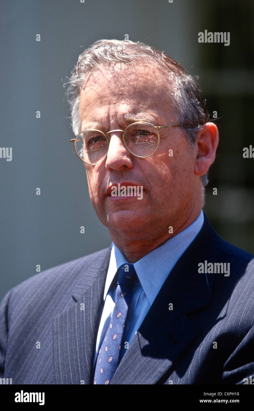 Dr. Harold Shapiro, chairman of the National Bioethics Commission ...