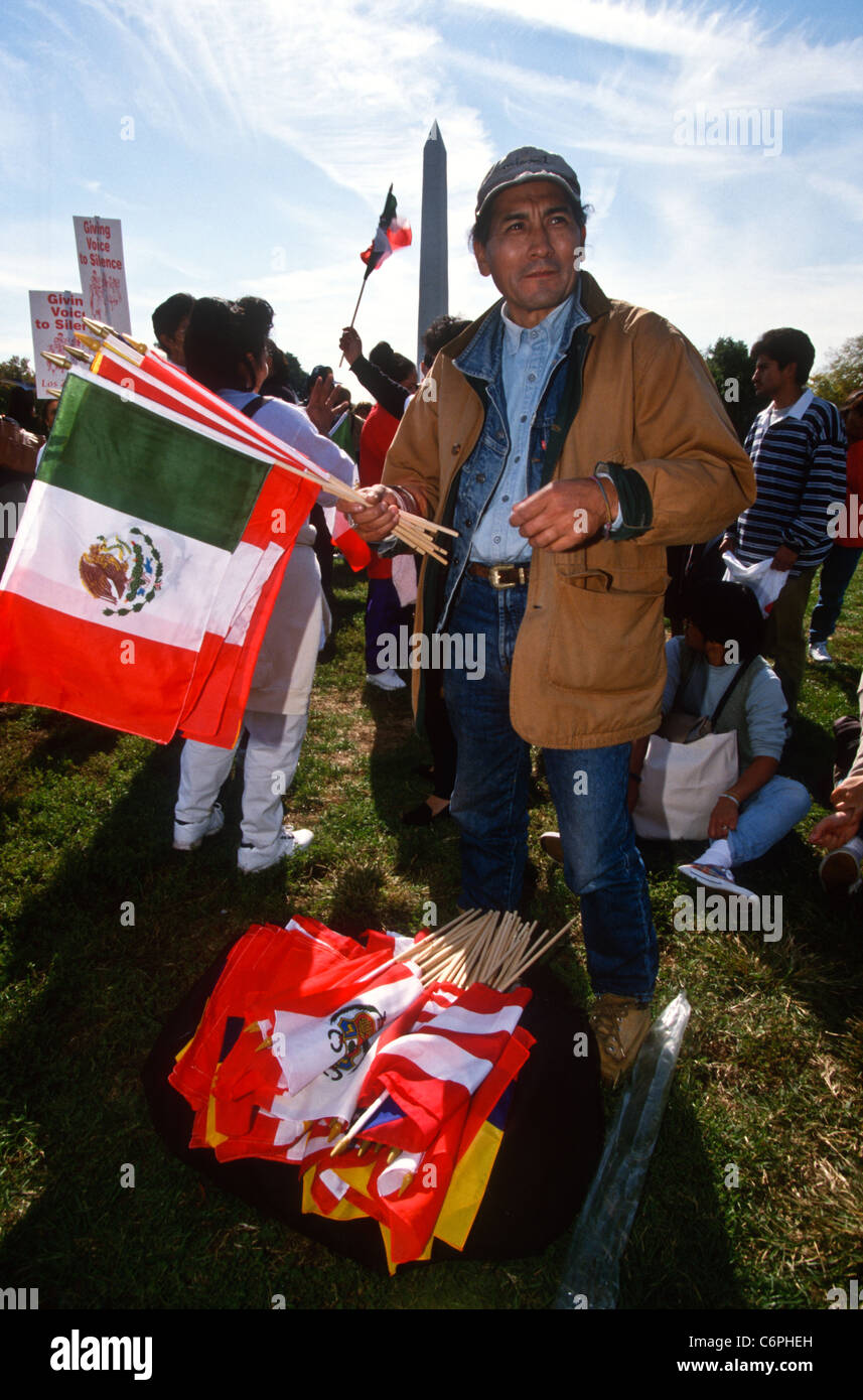 Thousands of Hispanic-Americans march demanding simplified citizenship ...