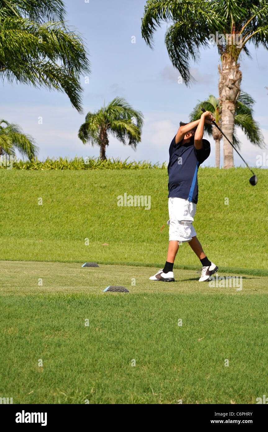Teenager golf hi-res stock photography and images - Alamy