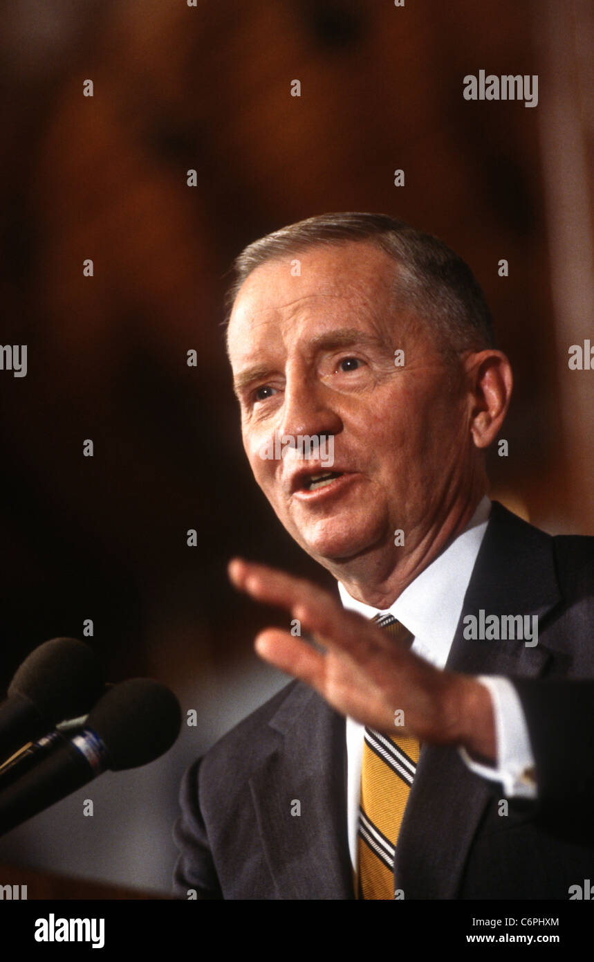 Ross perot hi-res stock photography and images - Alamy