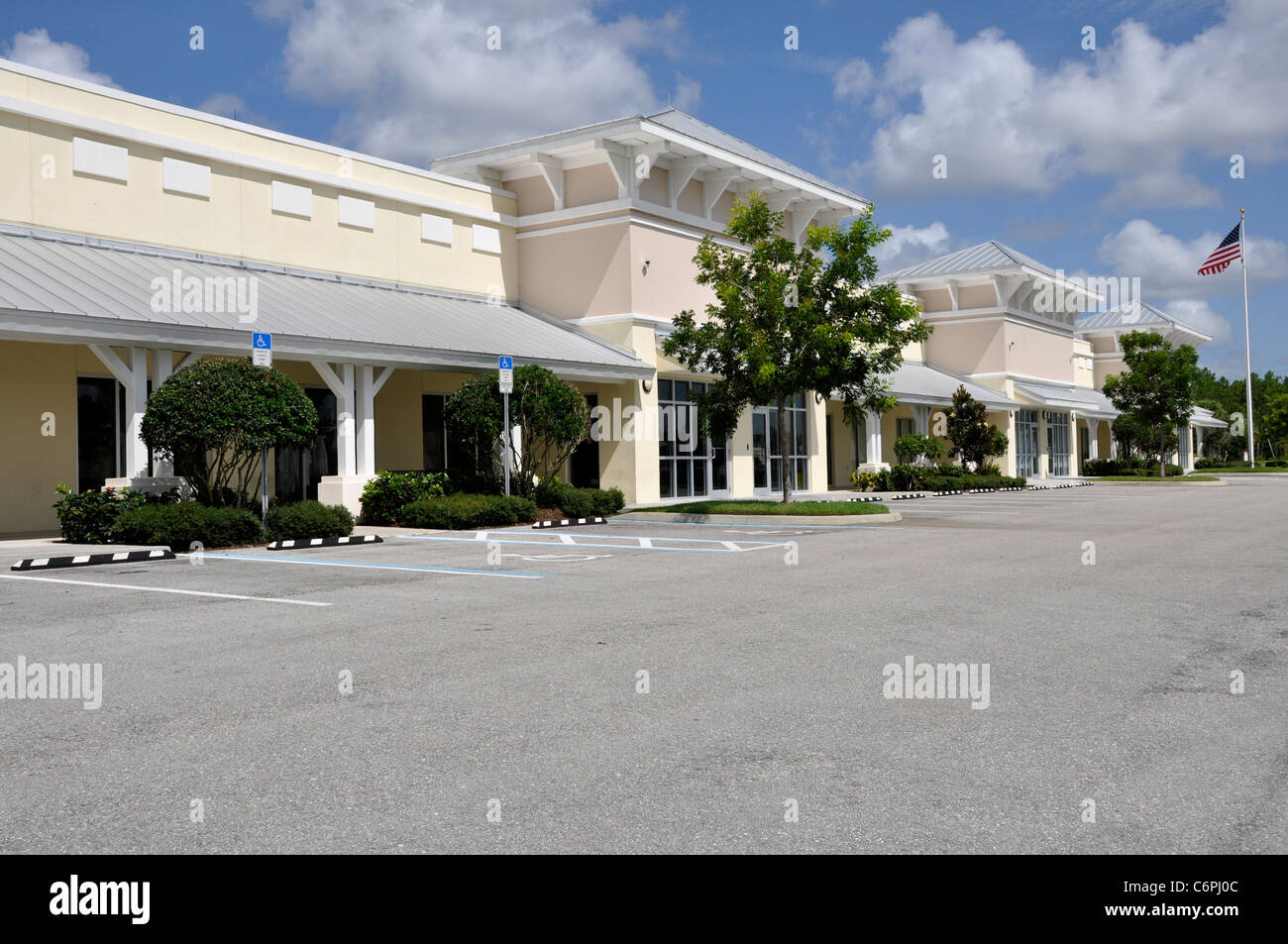 Facades office building hi-res stock photography and images - Alamy