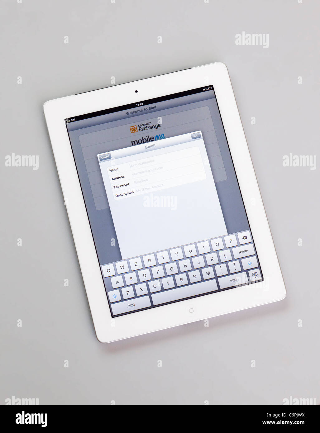 Apple iPad 2 tablet computer Stock Photo - Alamy