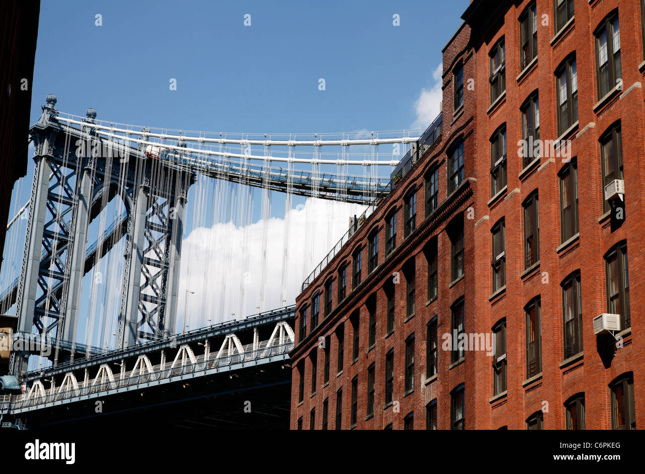Manhattan skyline from dumbo brooklyn hi-res stock photography and ...