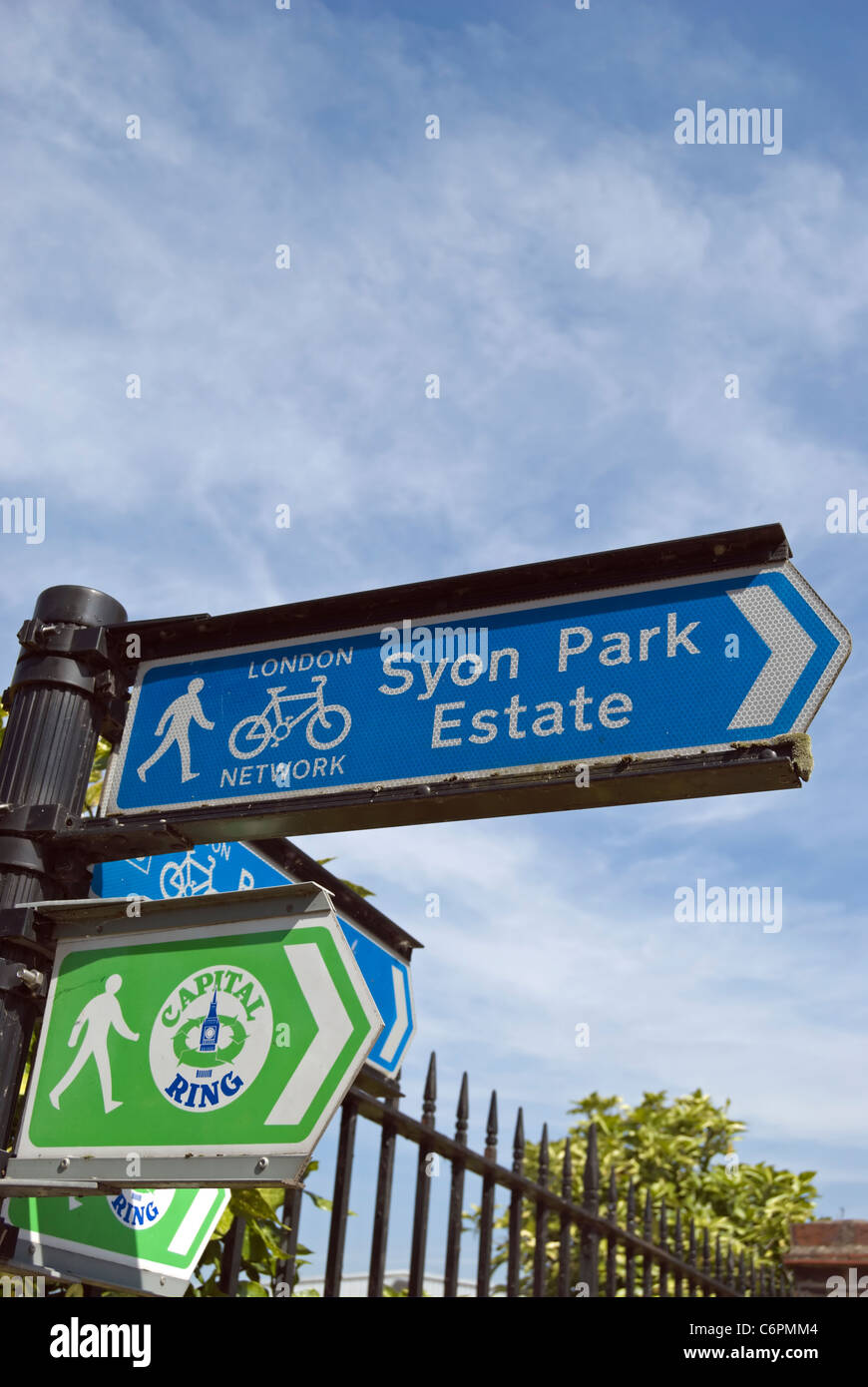 london network cycle sign for syon park estate, and capital ring sign ...