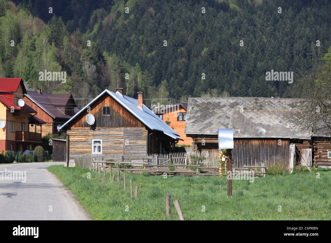 Traditional polish houses hi-res stock photography and images - Alamy