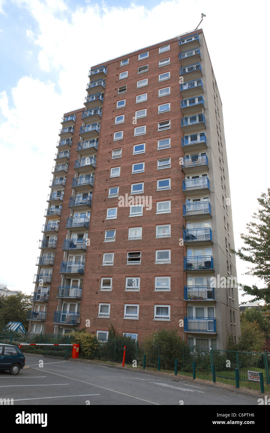 UK Tower Block High Rise Council Flats Stock Photo - Alamy