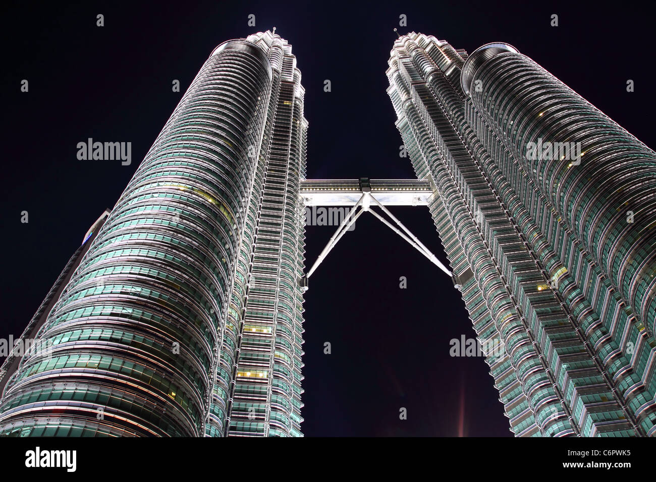 The Petronas Twin Towers Kuala Lumpur Stock Photo - Alamy