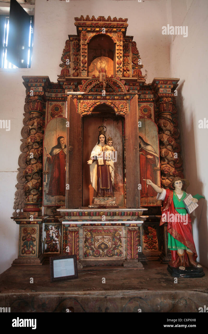 Interior view and details of the Santo Domingo de Guzmán Church at the ...