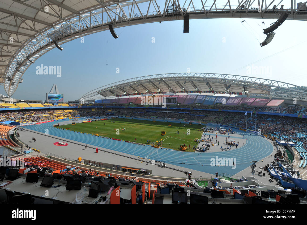 General view of stadium of the 13th IAAF World Championships in ...