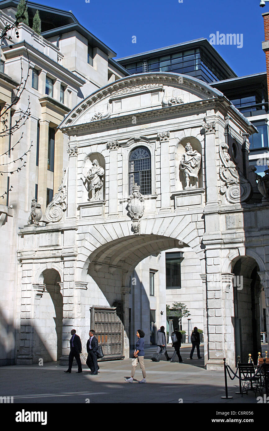 Temple Bar, re-erected, Paternoster Square, London Stock Photo - Alamy