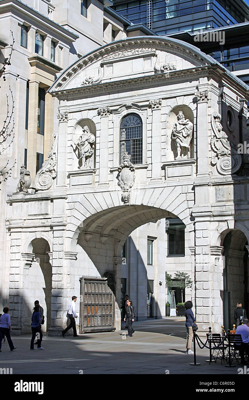 Temple Bar, re-erected, Paternoster Square, London Stock Photo - Alamy