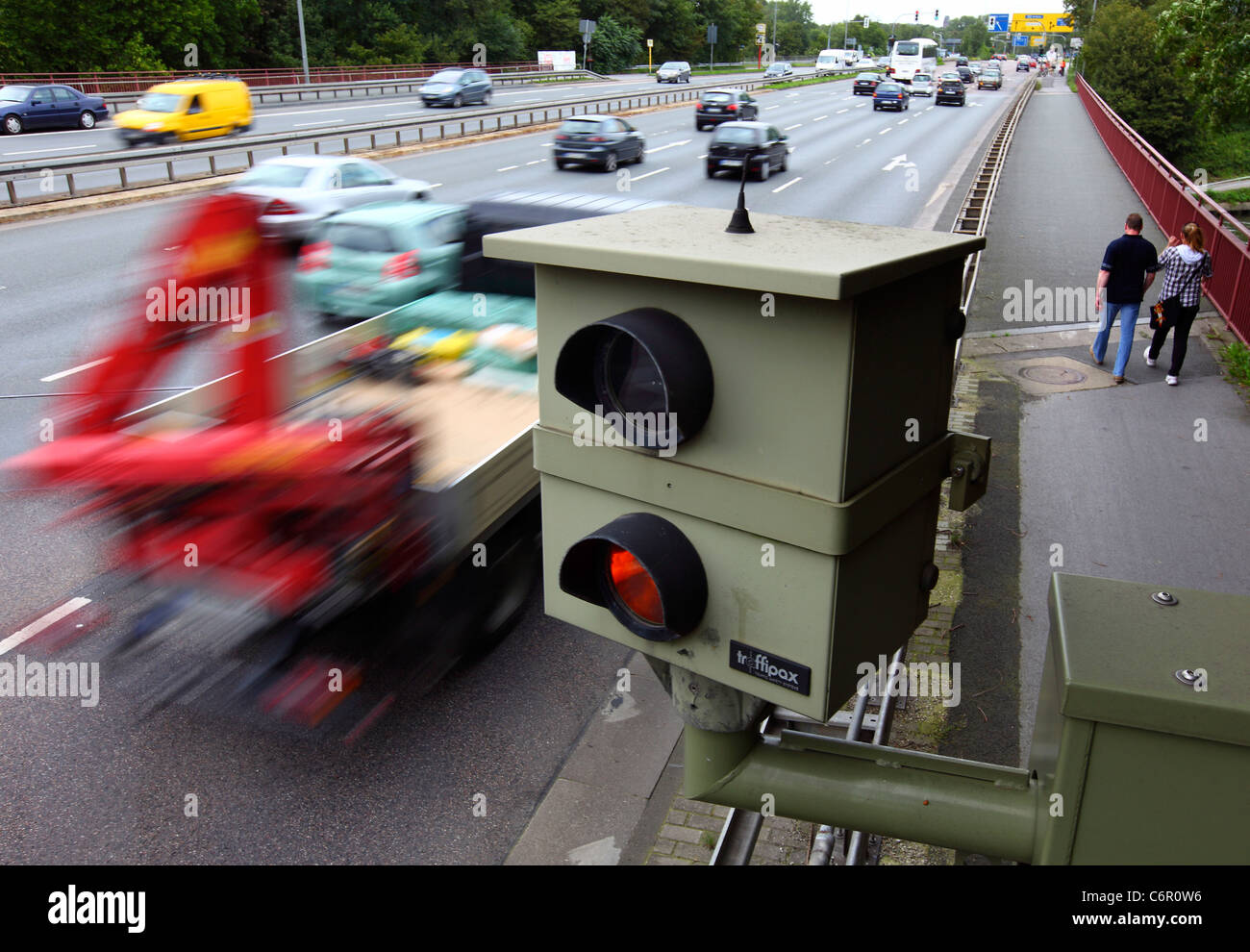 Flashing speed camera hi-res stock photography and images - Alamy