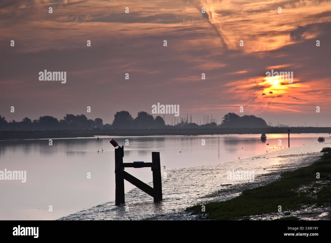 Blackwater estuary landscape hi-res stock photography and images - Alamy