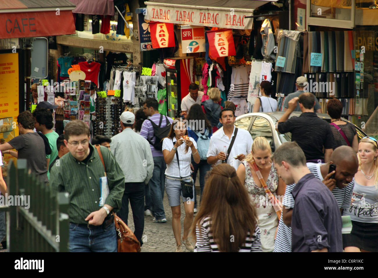 Paris people hi-res stock photography and images - Alamy