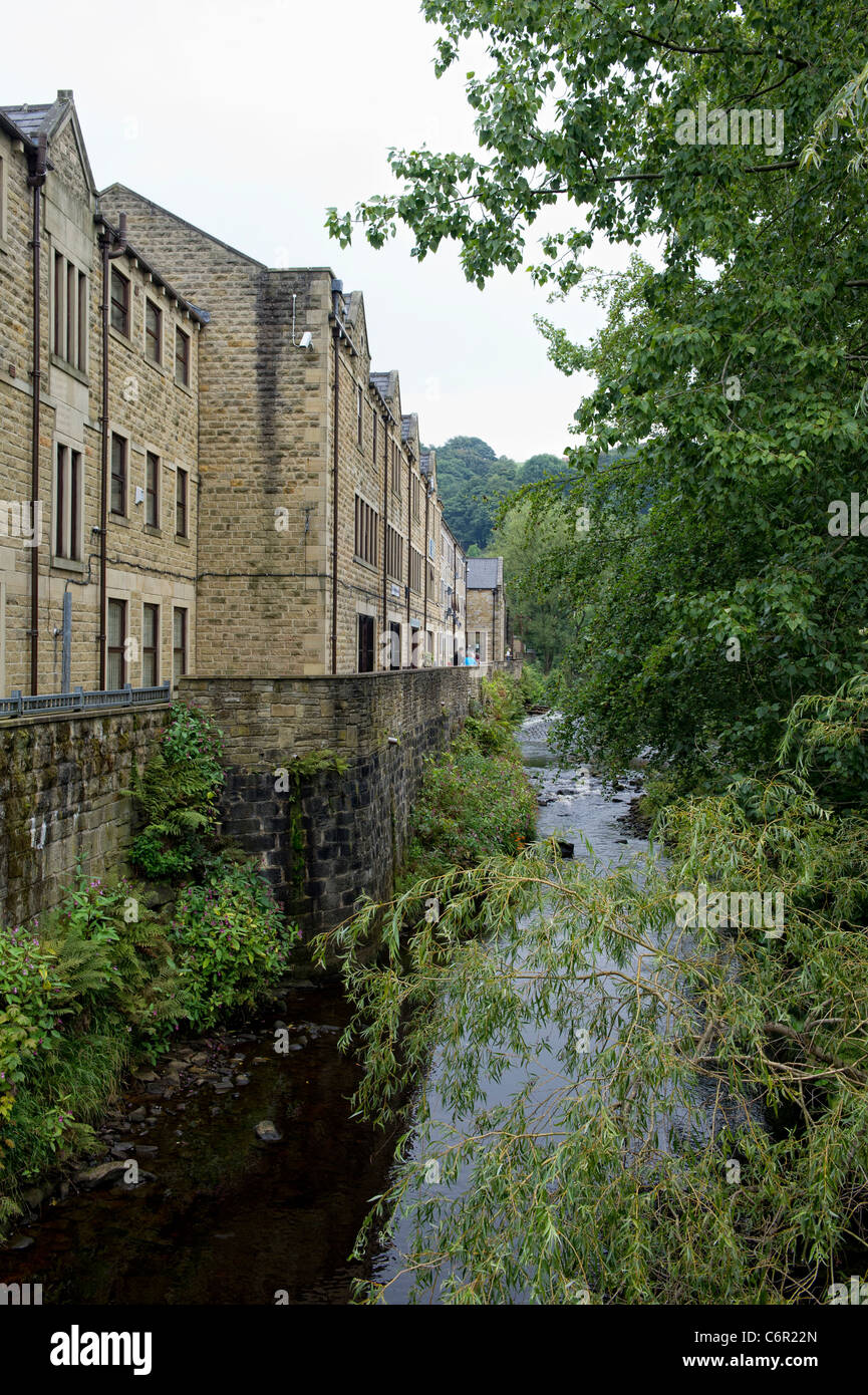 Old mill building hi-res stock photography and images - Alamy