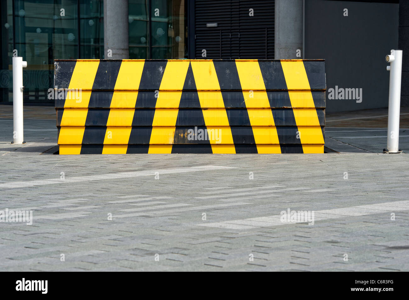 Raised barriers hi-res stock photography and images - Alamy