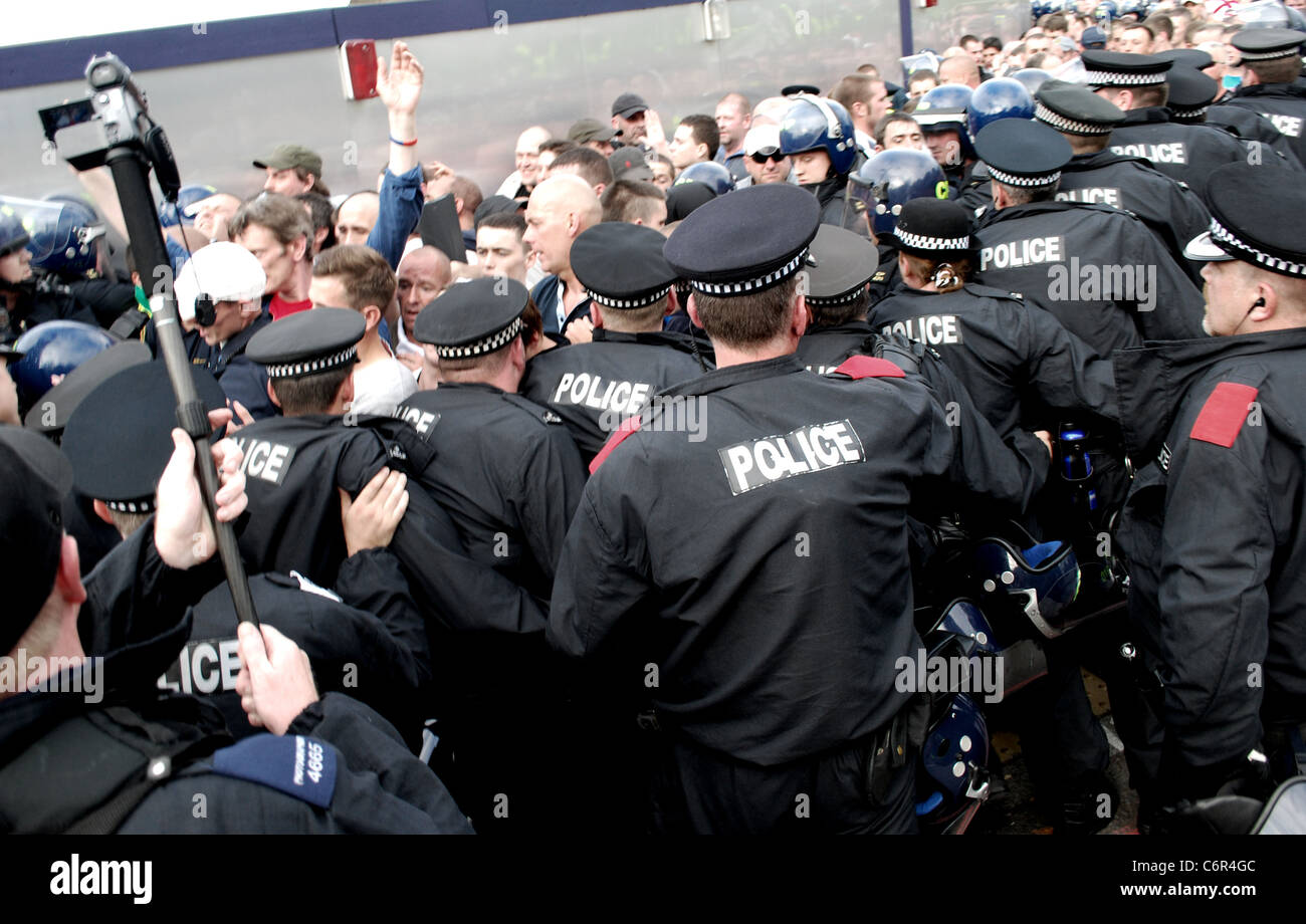 From far-right wing English Defense League protest and UAF counter ...