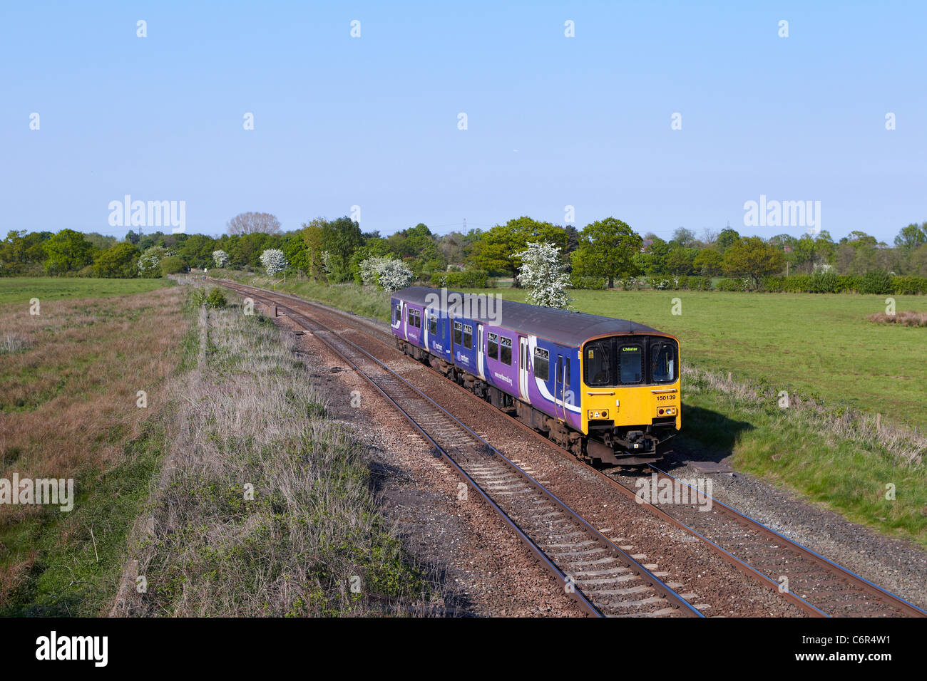 Northern rail sprinter train hi-res stock photography and images - Alamy