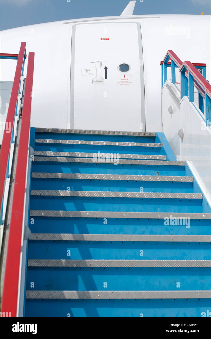 Ladder of the plane hi-res stock photography and images - Alamy