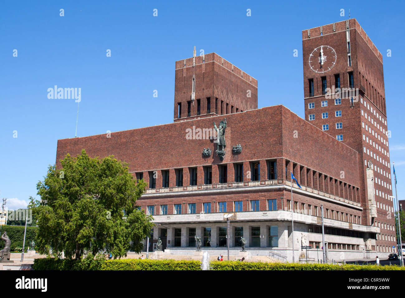 Oslo city hall hi-res stock photography and images - Alamy