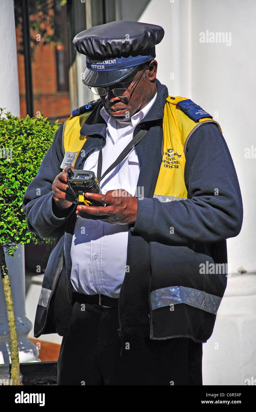 Traffic warden wardens london hi-res stock photography and images - Alamy