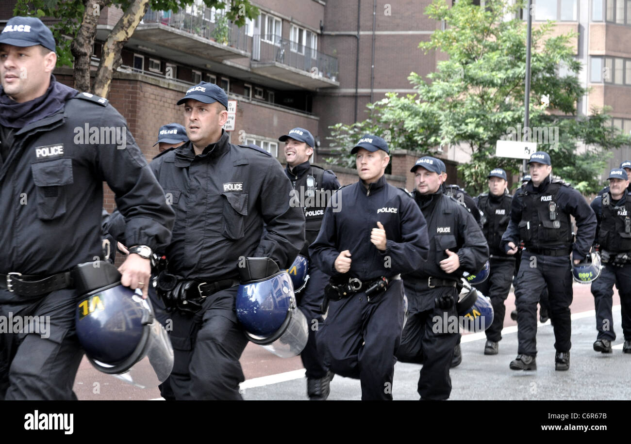 From far-right wing English Defense League protest and UAF counter ...
