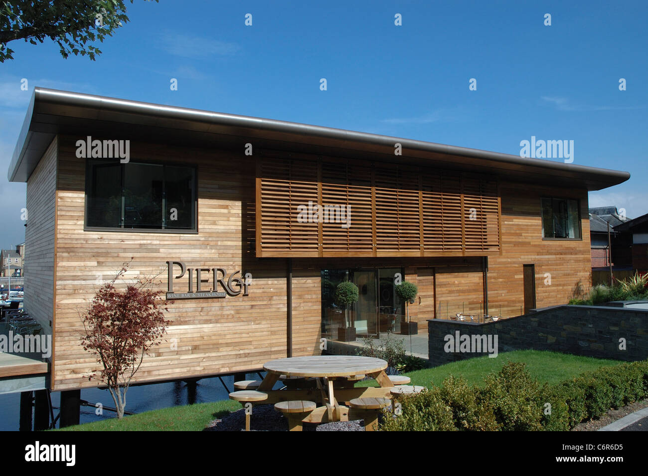 Pier 64 Penarth Stock Photo - Alamy