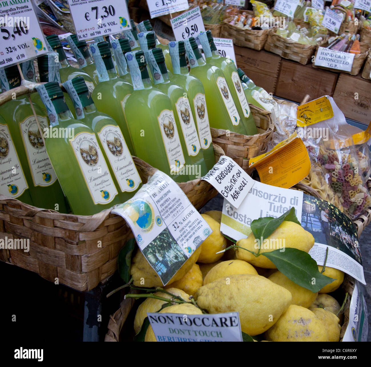 Lemon products for sale, Amalfi Stock Photo - Alamy