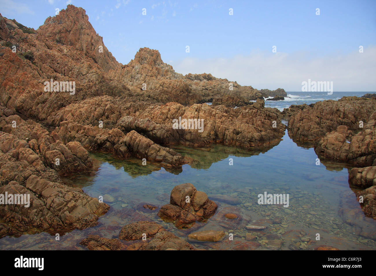 Coastal rock pool hi-res stock photography and images - Alamy