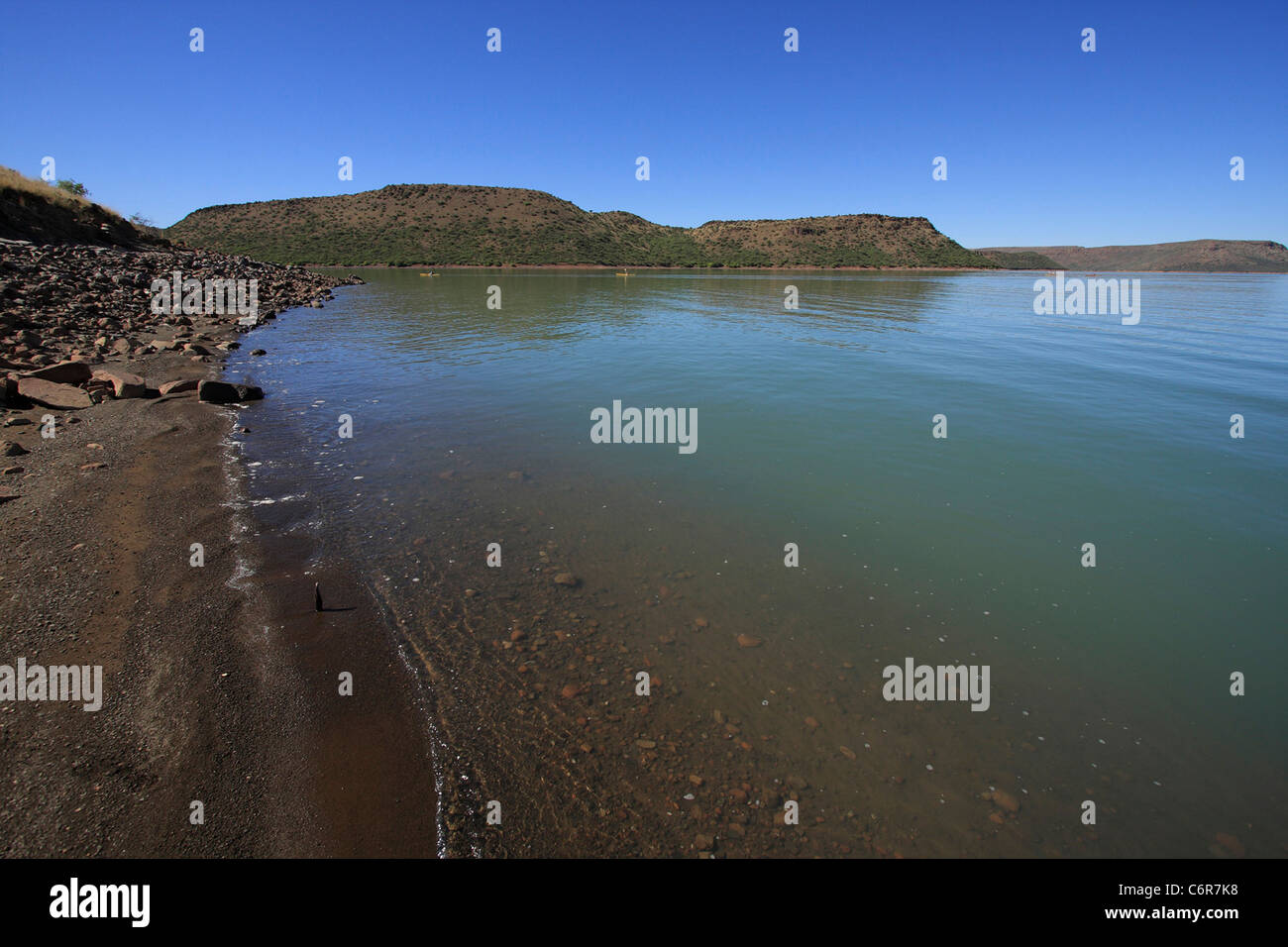 View water from shore hi-res stock photography and images - Alamy