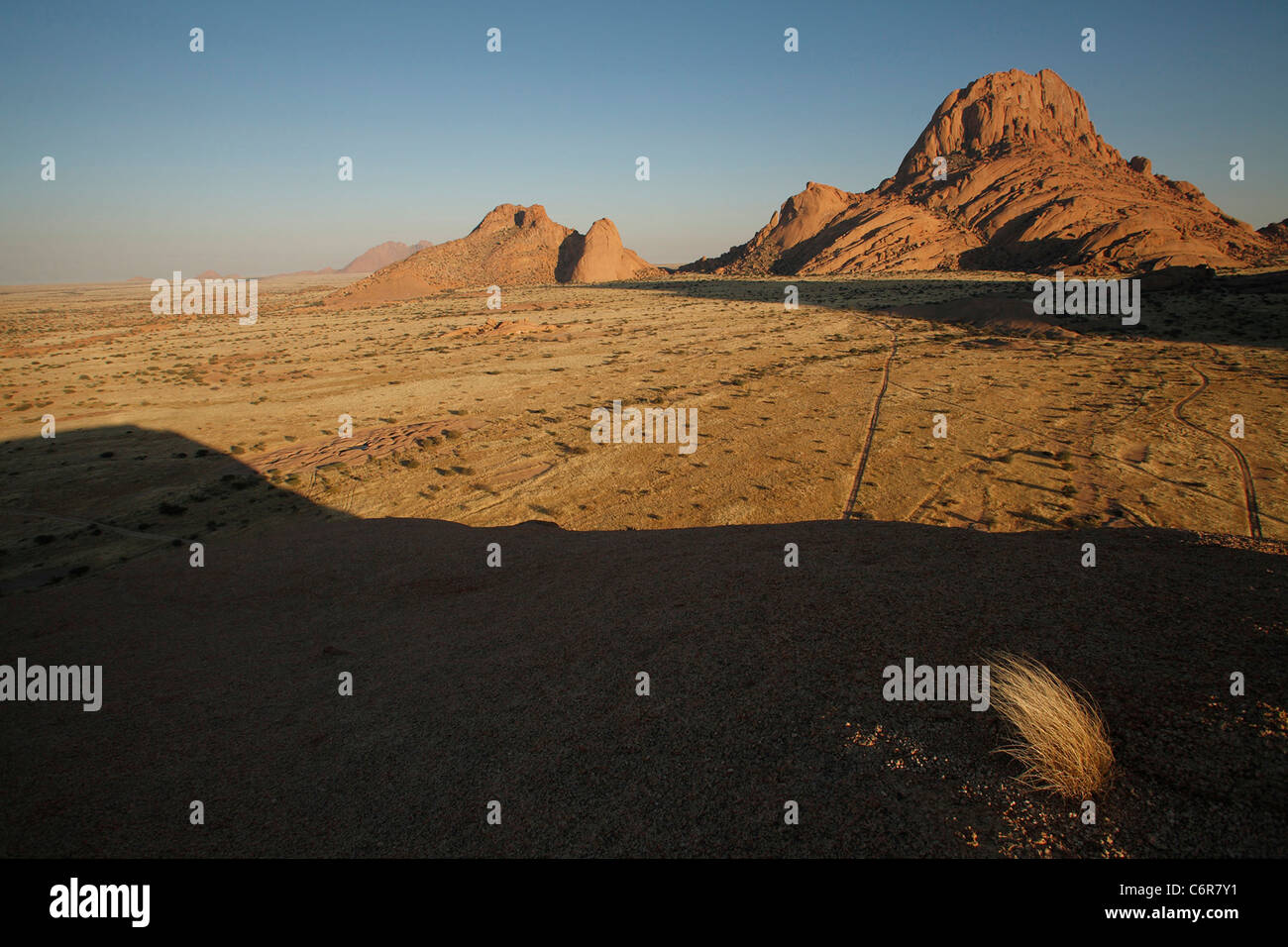 Spitzkoppe and Pontok mountains Stock Photo - Alamy