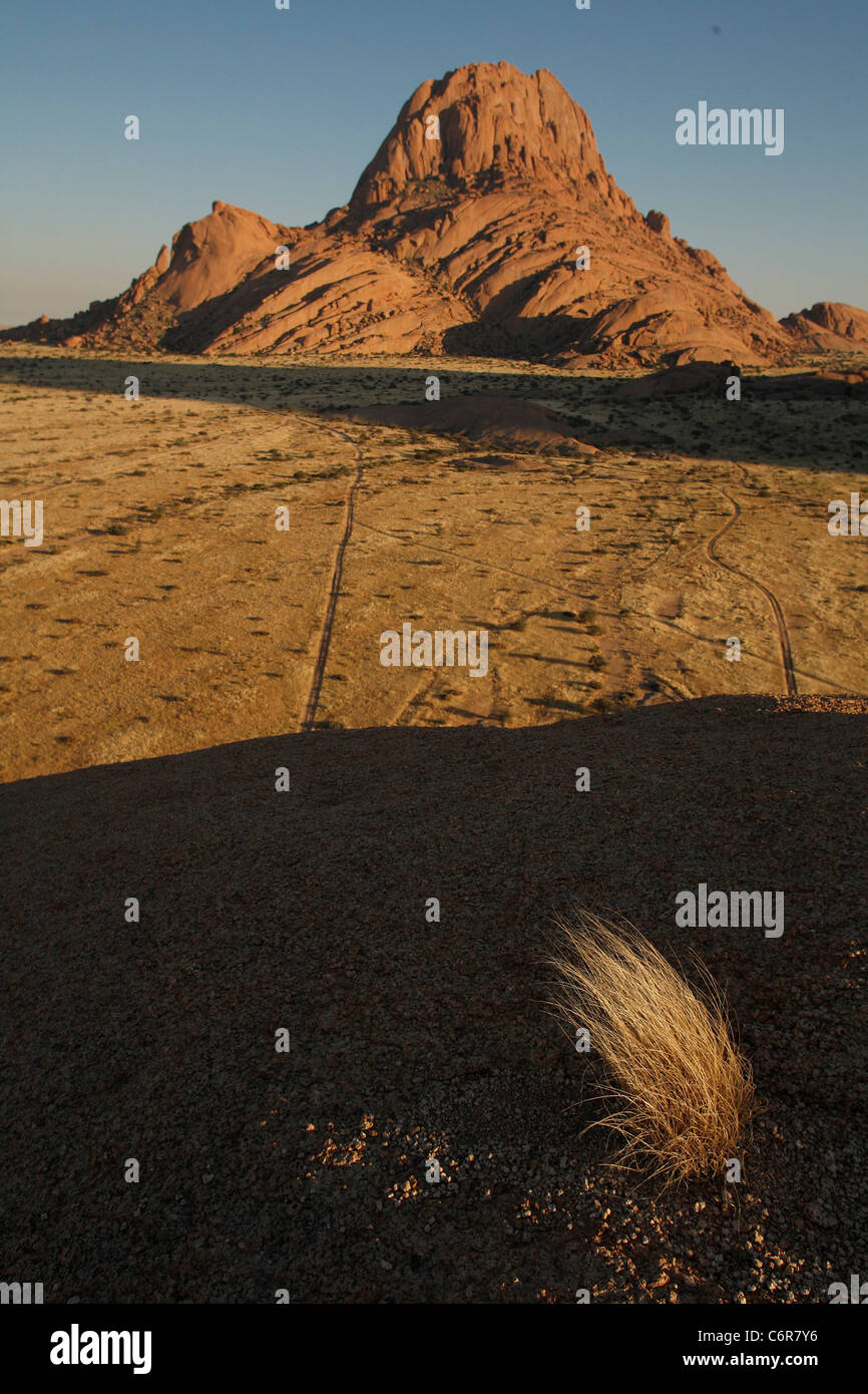 Spitzkoppe and Pontok mountains Stock Photo - Alamy