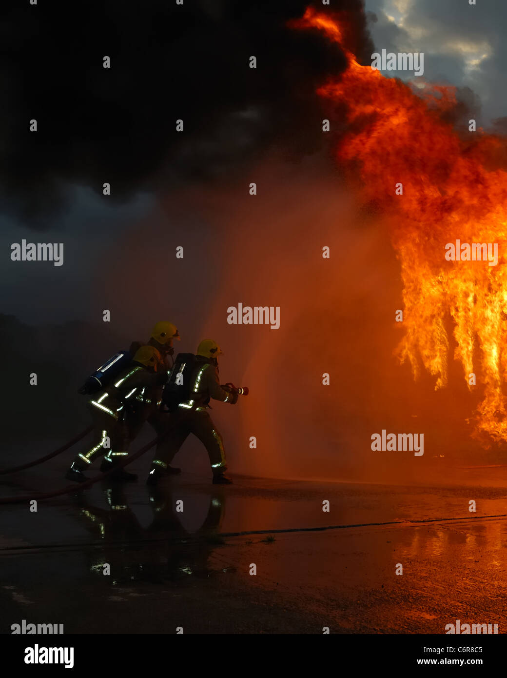 Fire fighting apparatus hi-res stock photography and images - Alamy