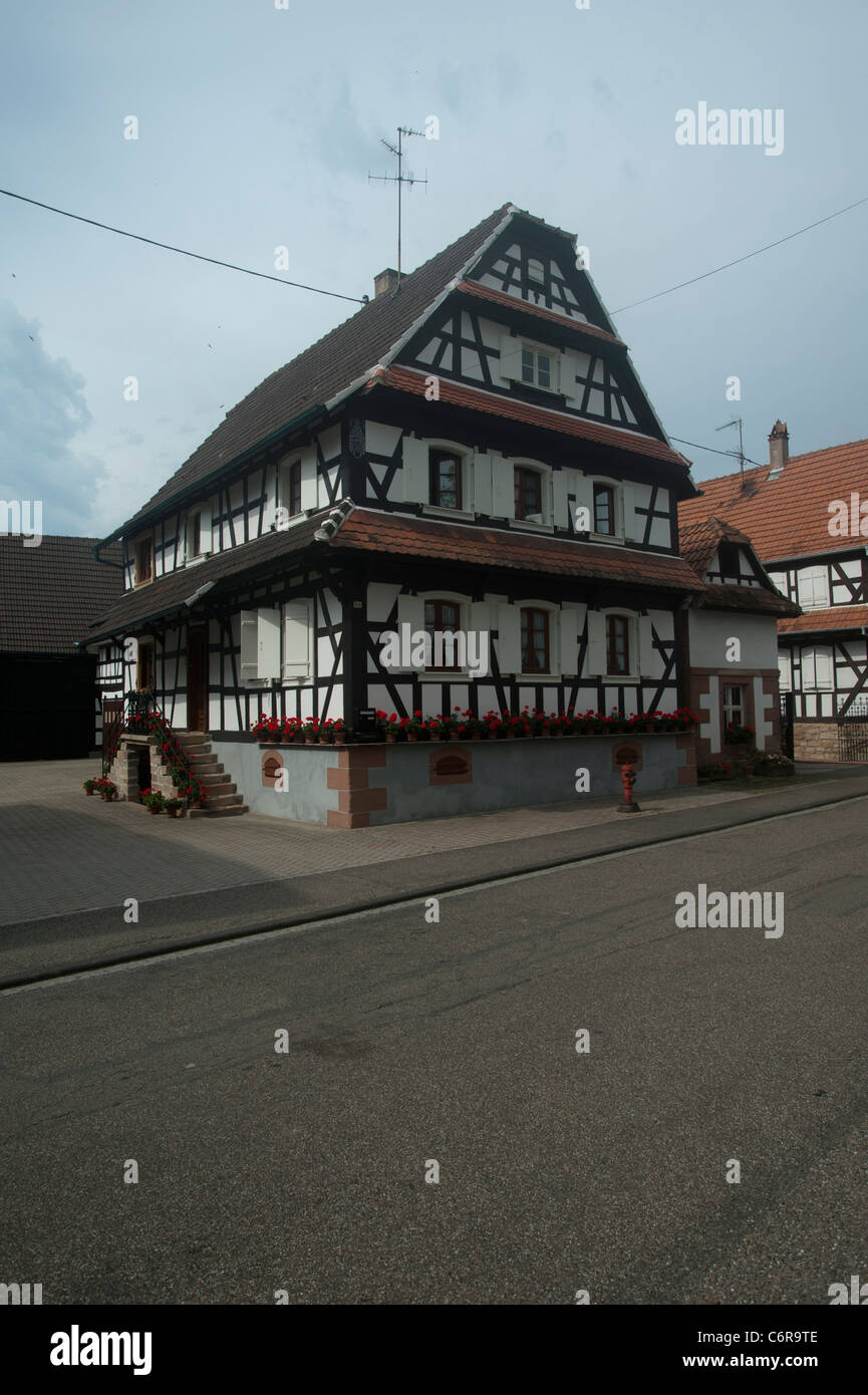 Frances favourite village hi-res stock photography and images - Alamy