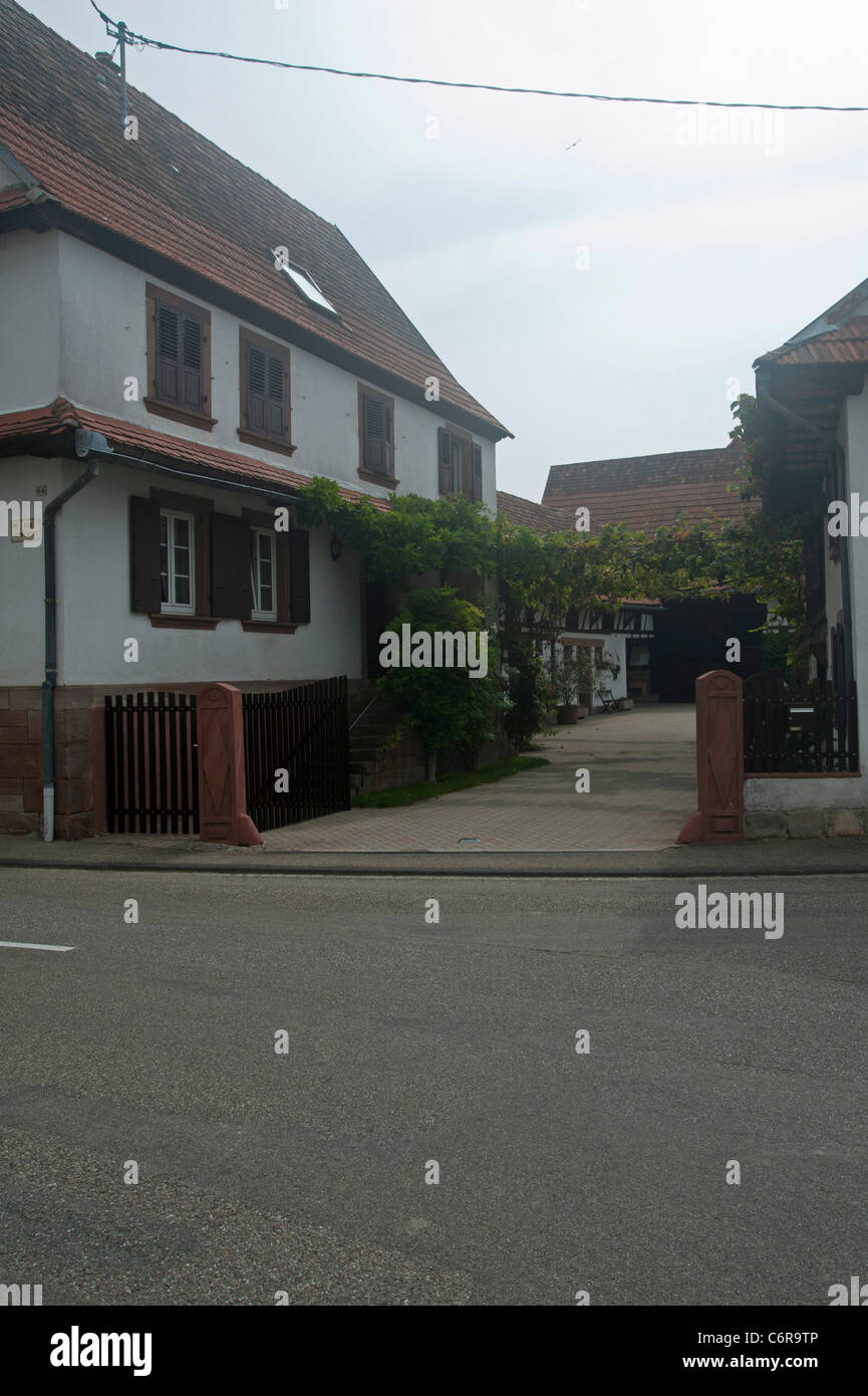 Frances favourite village hi-res stock photography and images - Alamy