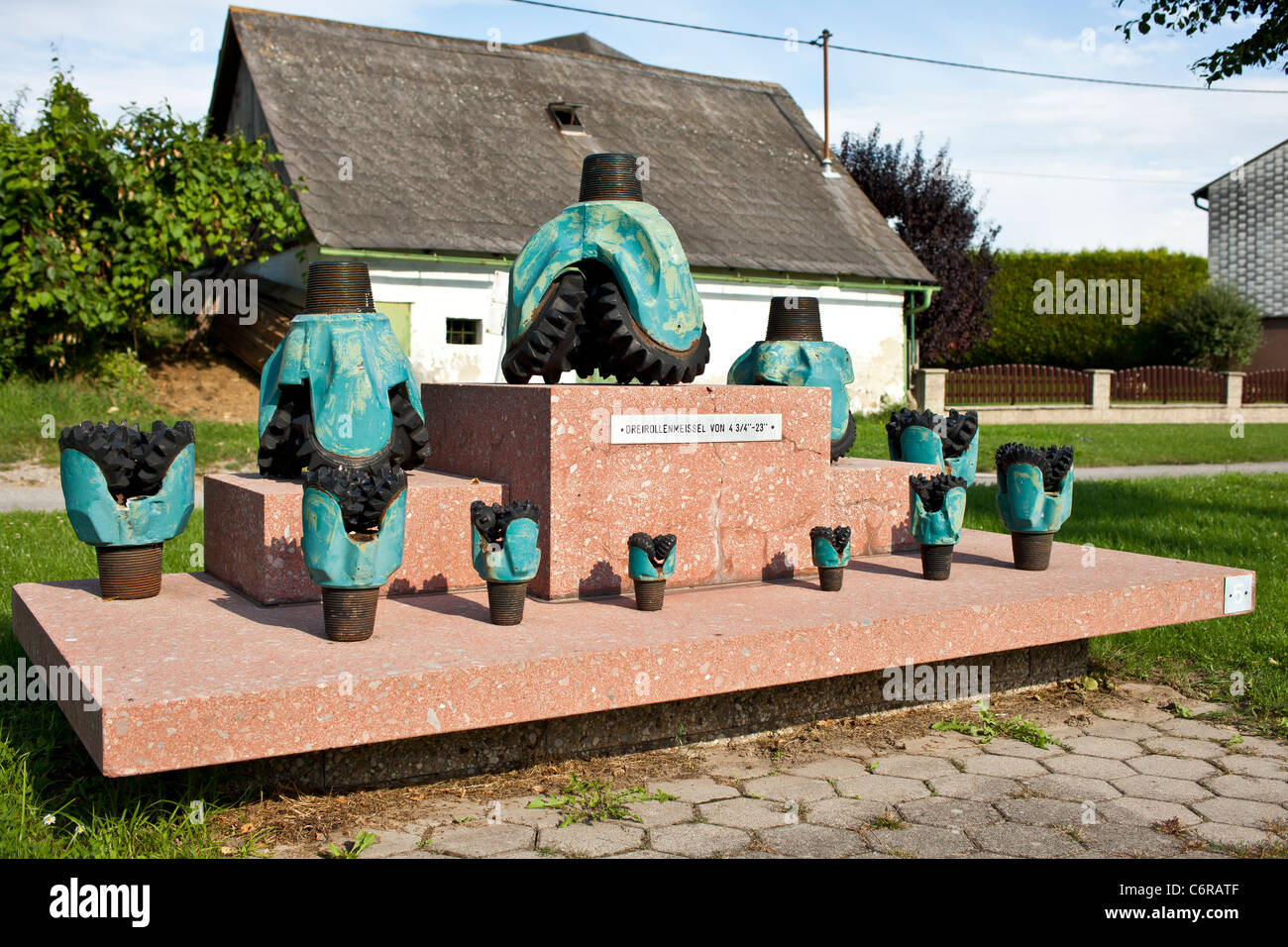 Tri-cone roller bits for rotary drilling rig Stock Photo - Alamy