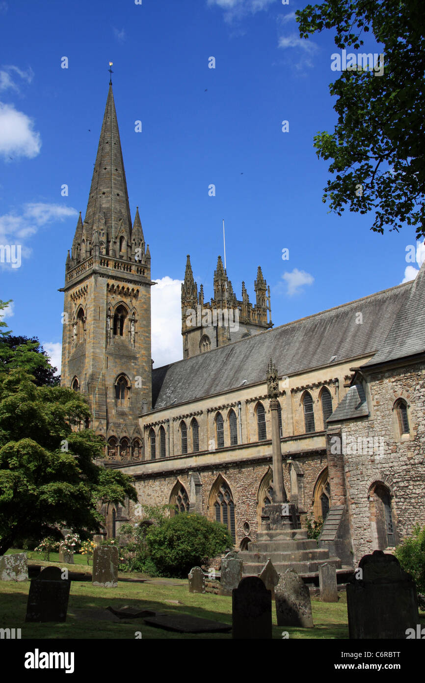 Cardiff cathedral church hi-res stock photography and images - Alamy