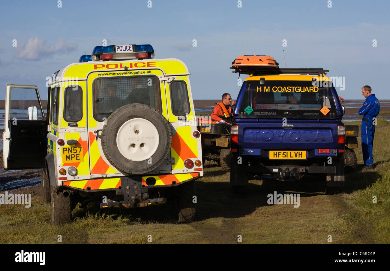 rnli lifeguard sea save rescue rescuer emergency drown drowning water ...